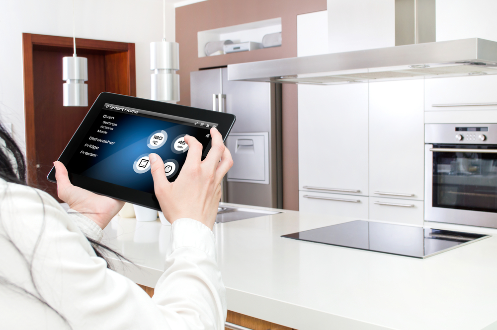 5 Kitchen Safety Tips Bee Alarmed Home Security 5 Kitchen Safety Tips Bee Alarmed Home Security